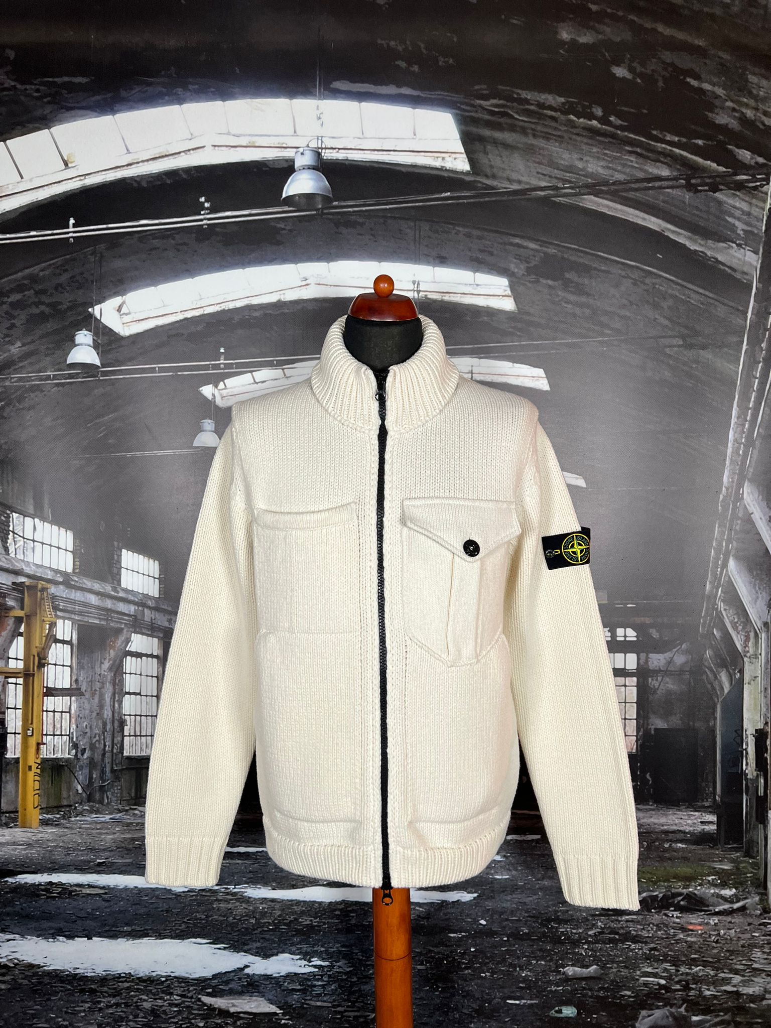 STONE ISLAND LAMBSWOOL KNIT - X Clothing