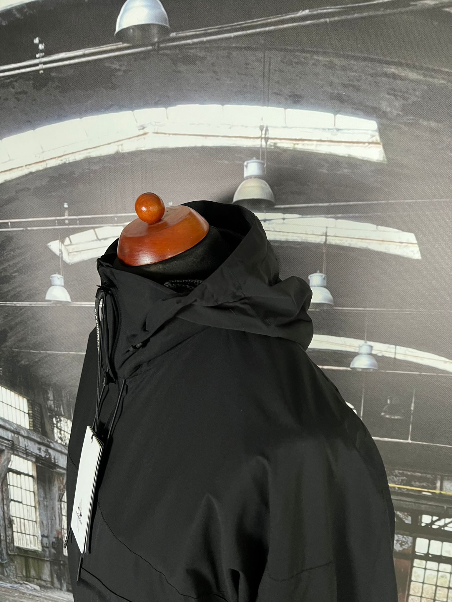 C.P. COMPANY PRO TEK LENS ANORAK - X Clothing