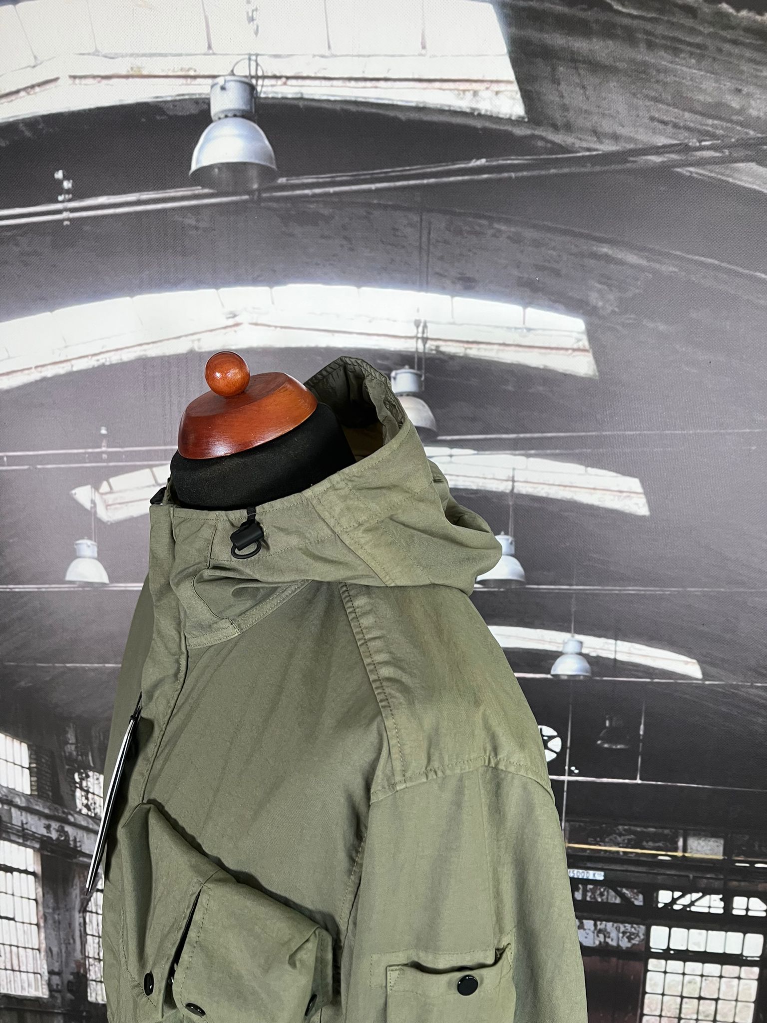 C.P. COMPANY TAYLON P HOODED LENS OVERSHIRT - X Clothing