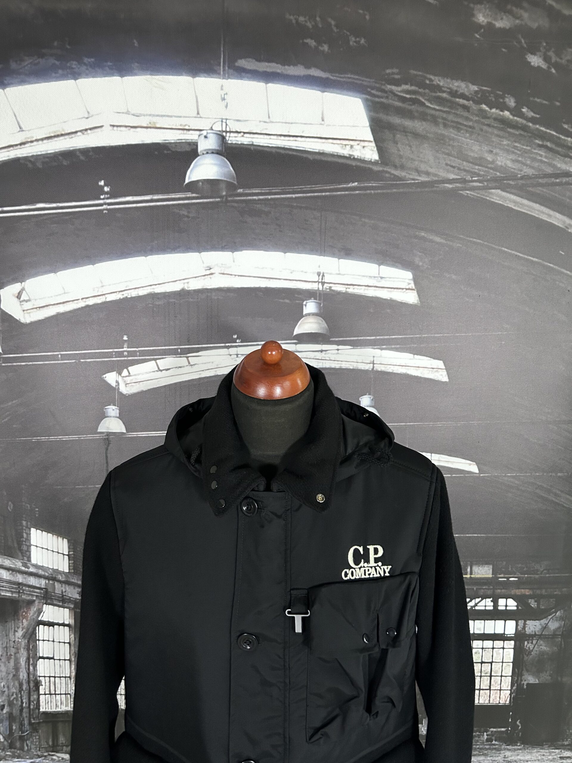 C.P. COMPANY DUFFEL MIXED GOGGLE JACKET - X Clothing